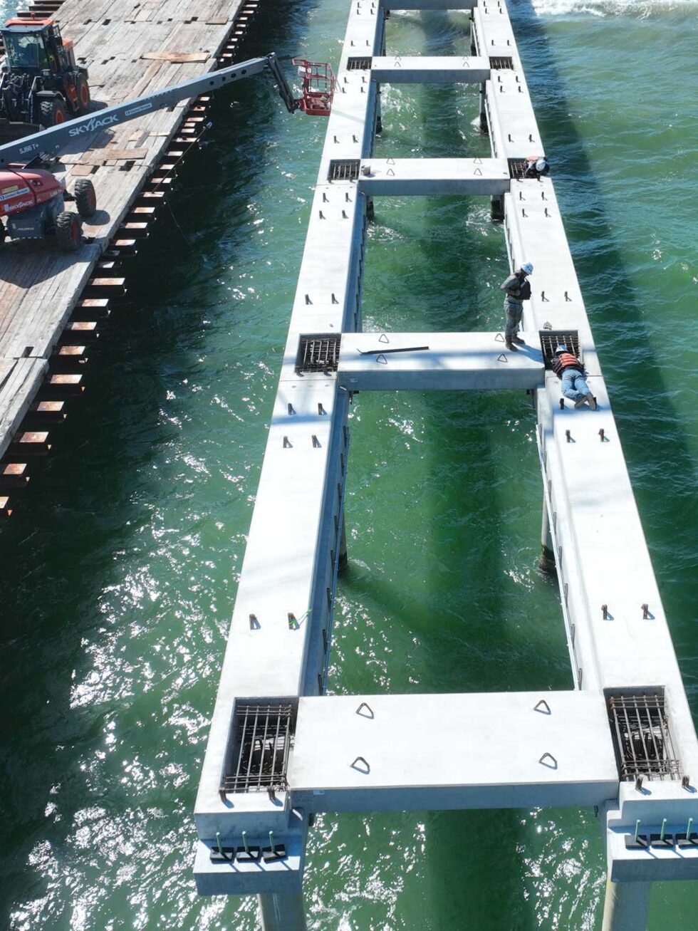 Precast Concrete Caps - Heldenfels Enterprise